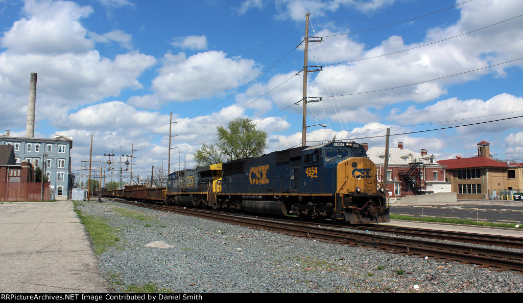 CSX 4554 leads south-bound Steel Train K-587.